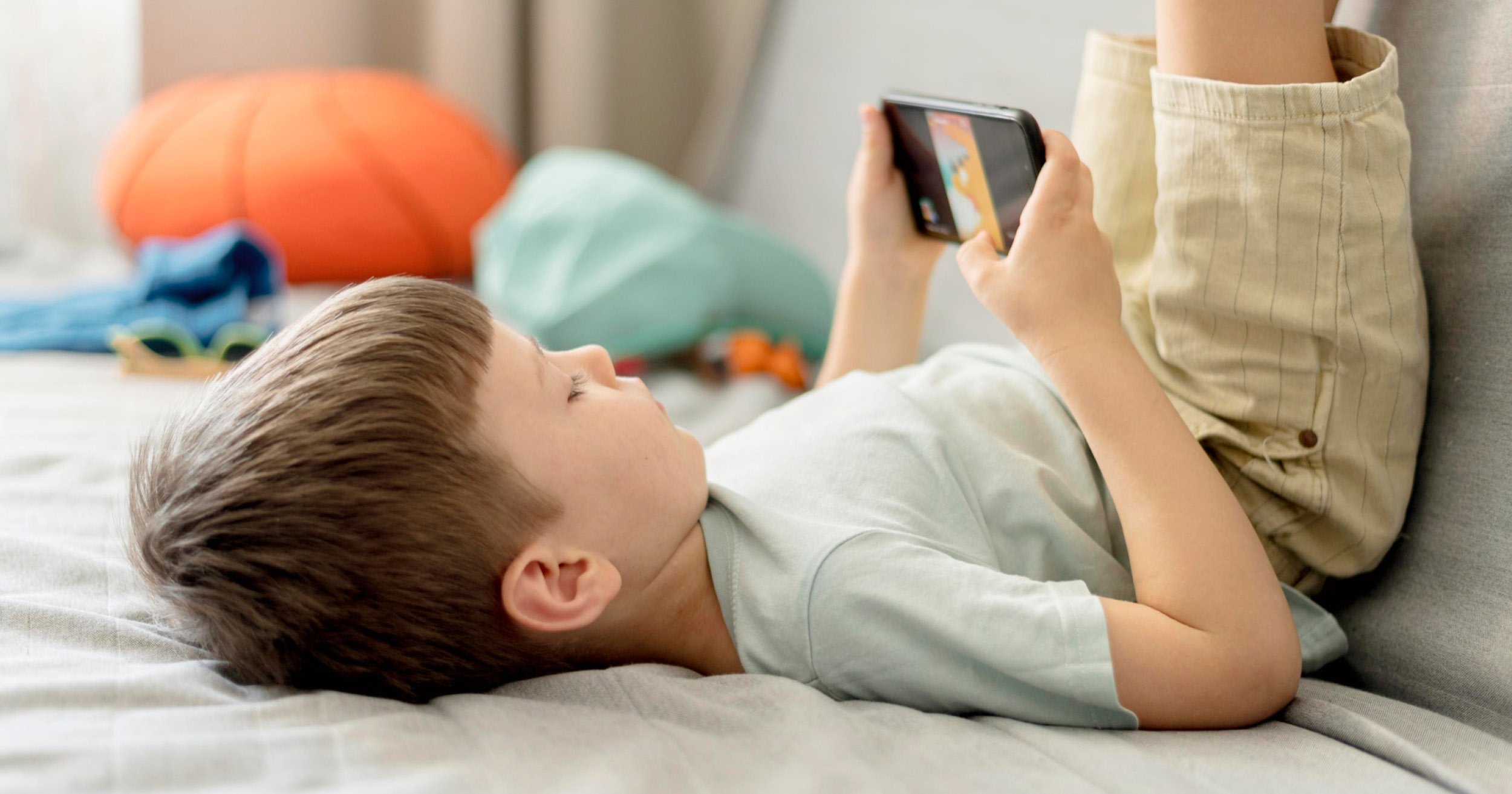 Ab wann ist ein Handy für Kinder sinnvoll? - Pro, Kontra & wichtige ...